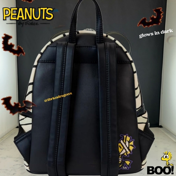 Peanuts | Accessories | Nwt Snoopy Peanuts Halloween Backpack Loungefly ...